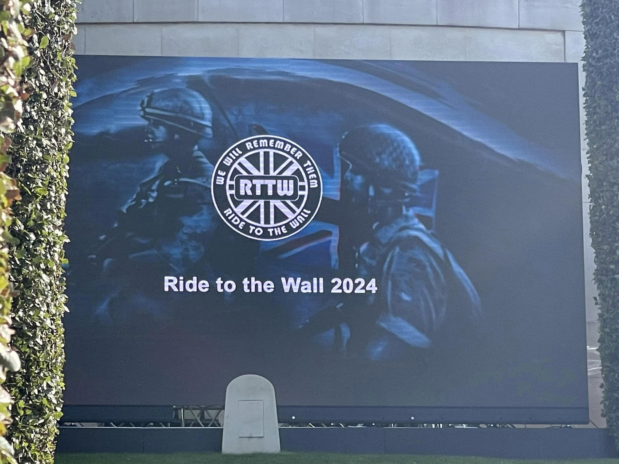 Ride to the wall - Horizon