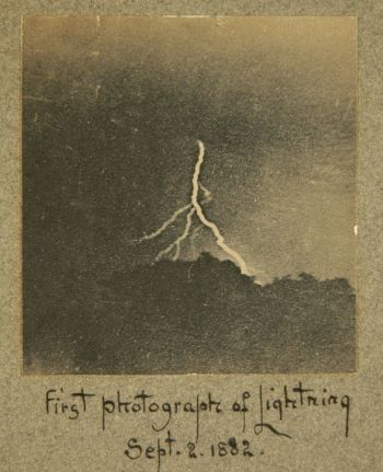 First Lightning ! - Horizon